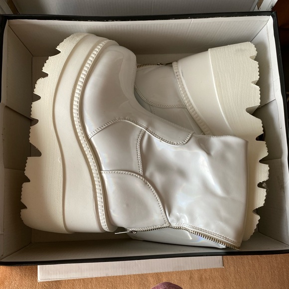 Demonia | Shoes | Demonia White Shaker Platform Boots | Poshmark